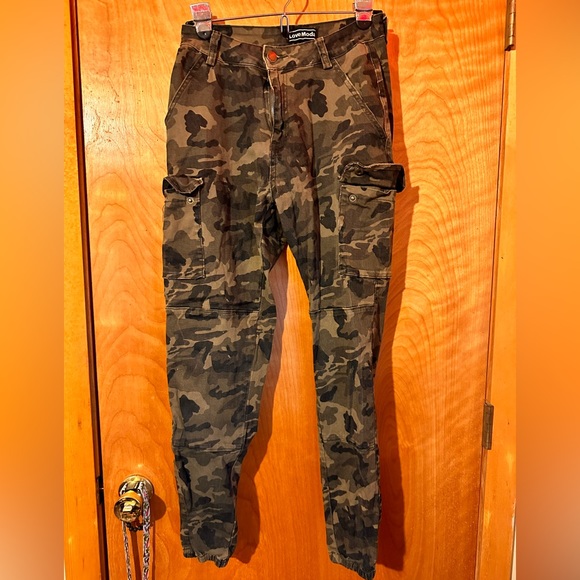 love moda | Pants & Jumpsuits | Camo Cargo Pants | Poshmark